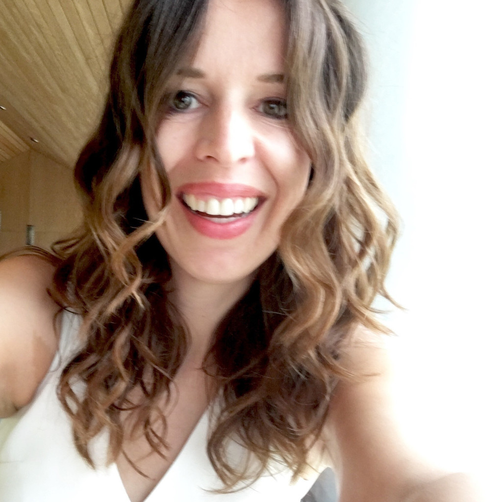 Cornelia Kaufmann - Creative Director - Kaufmann Kommunikationsdesign | XING