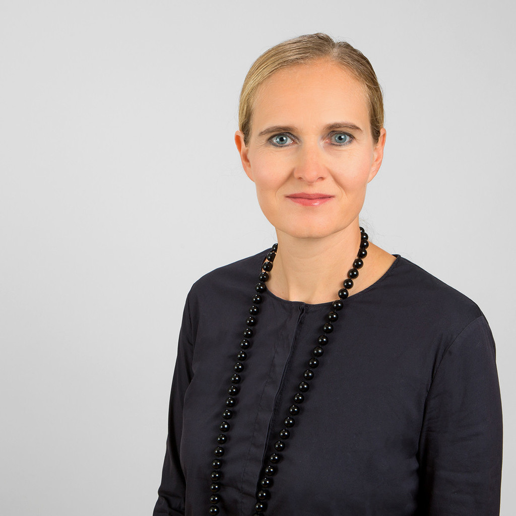 Annette Kohn - Diplom Mode-Designerin (FH) - Annette Kohn . Design | XING