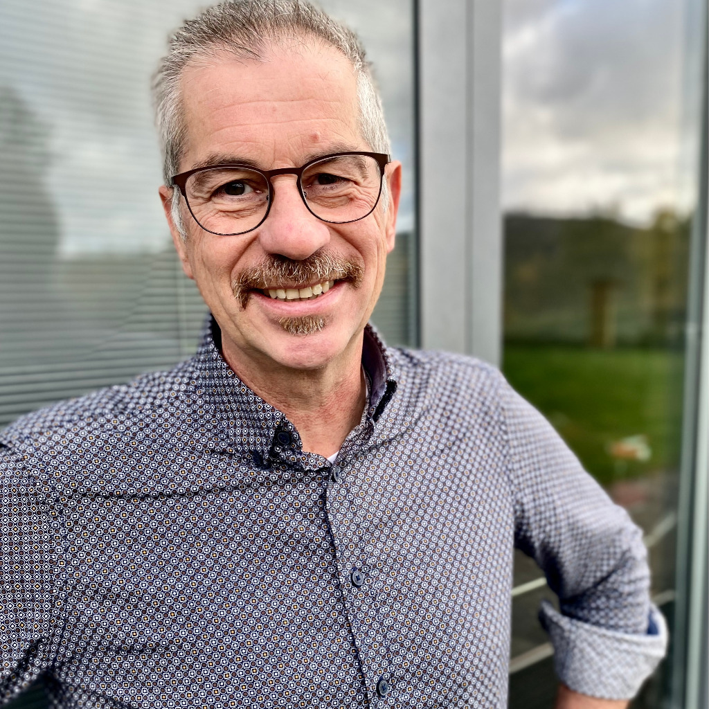 Dipl.-Ing. Uwe Happel - Personal- und Unternehmensberater - Dr. Weber ...