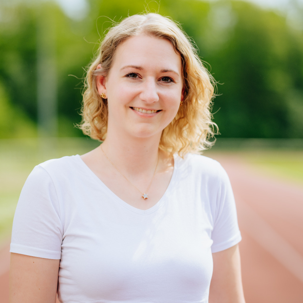 Dr. Lisa Sennefelder - Wissenschaftliche Mitarbeiterin - Universität ...