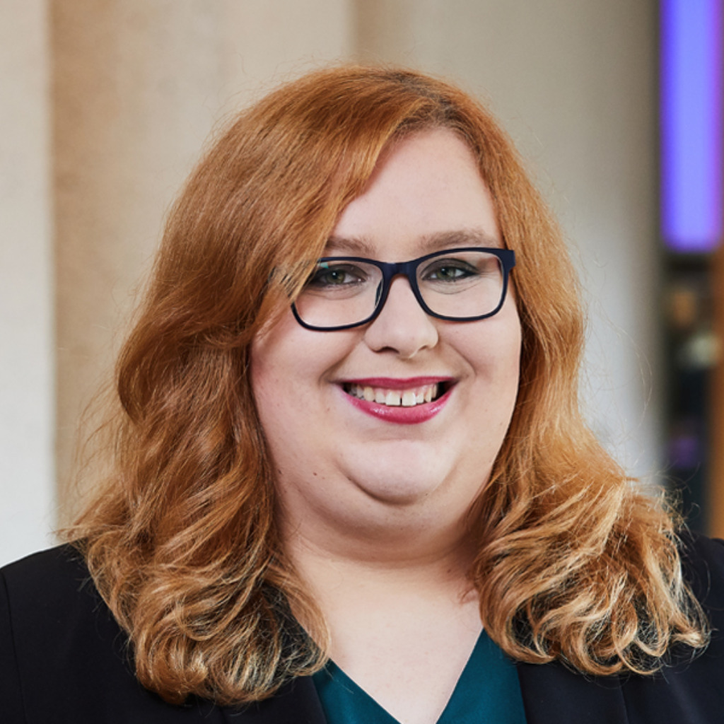 Inken Host - Verwaltungsangestellte im WiSo Student Service Point ...