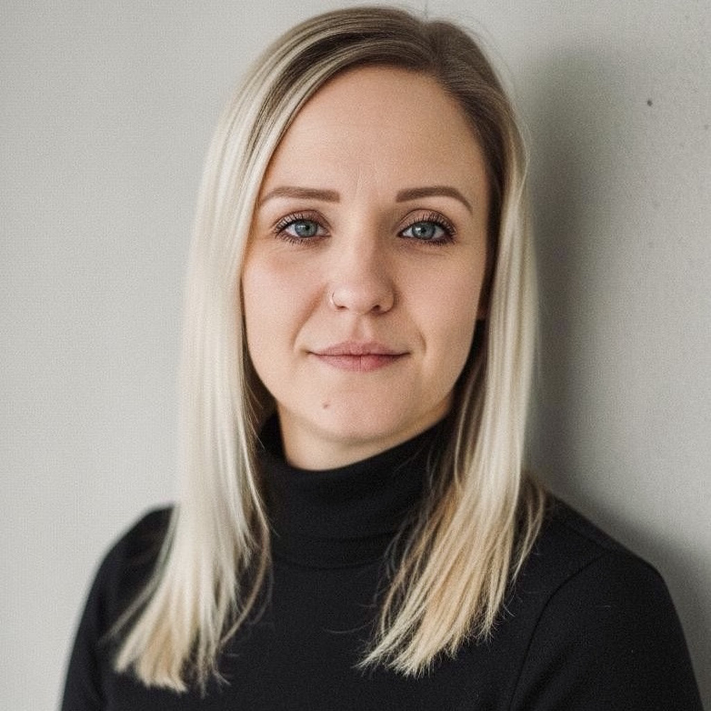 Jessica Neumann - Logistics Manager - Schwäbisch Media | XING