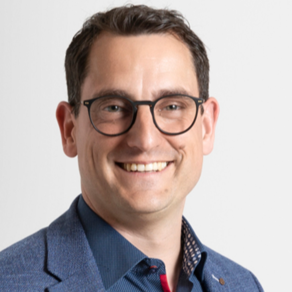 Alexander Sturm - Leiter Competence Center Automotive Development ...