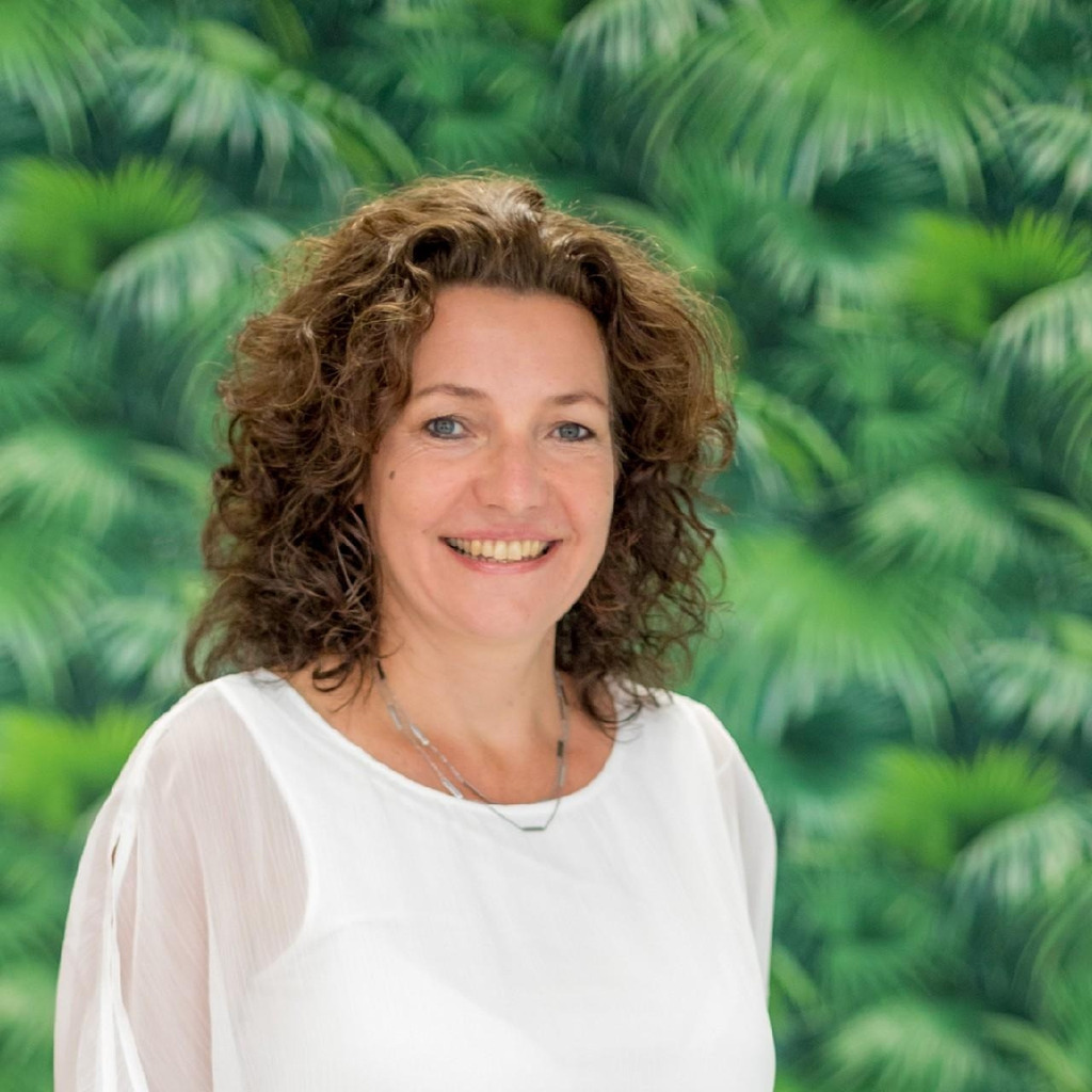 Ines Seydewitz - Geschäftsführung - MedicQuss | XING