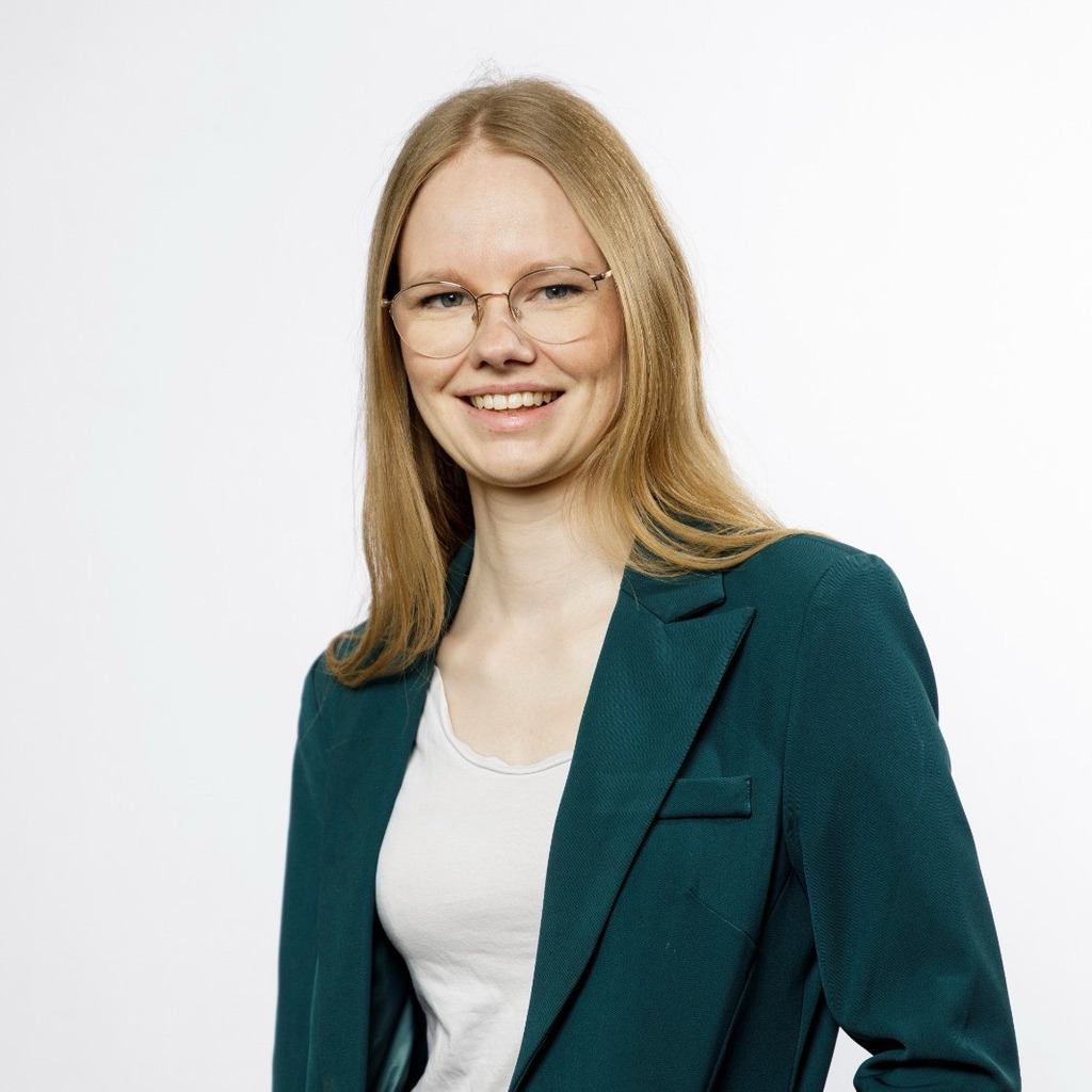 Ayleen Machate - Geschäftsführerin - Jagdschlösschen Schwartow | XING