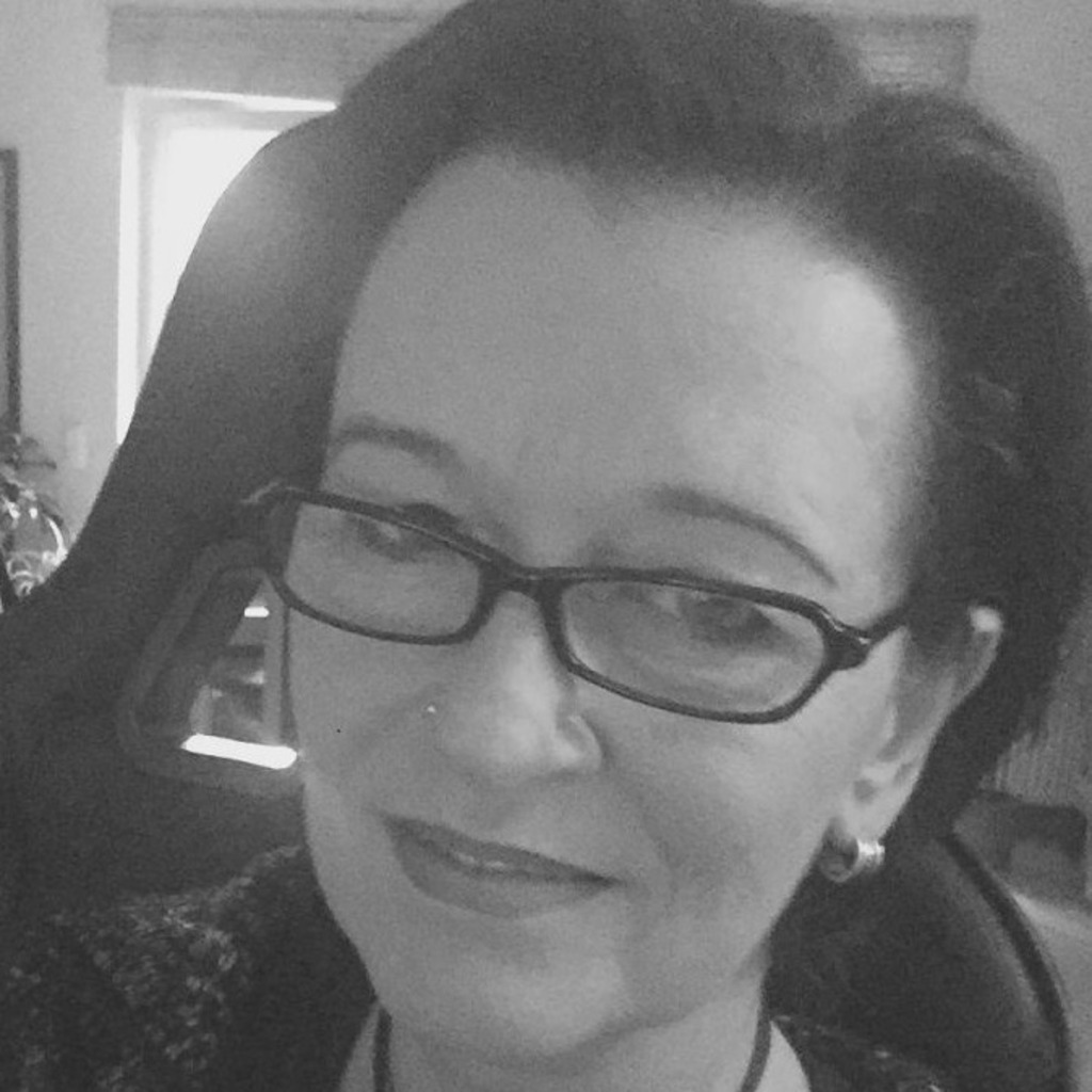 Nora Schwellnus - Vertriebsinnendienst - Unternehmen wird nicht genannt ...