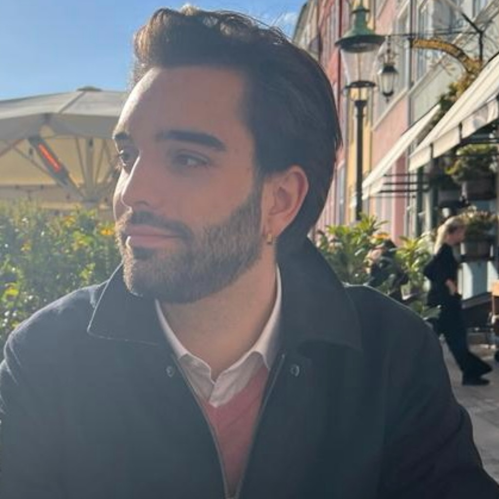 Philip Levi - Trainee AuditPlus - Assistent - EY (Ernst & Young) | XING