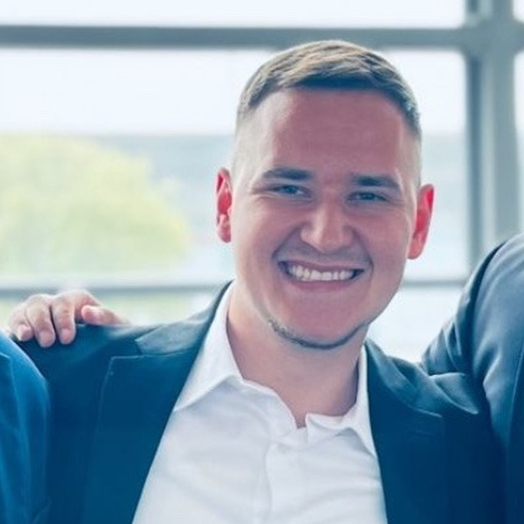 Tim Ast - Einkauf Gebrauchtwagen - Glinicke Automobilgruppe | XING