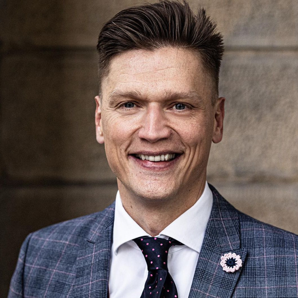 David Sulkovsky - Geschäftsführer - English Romance Service GmbH | XING