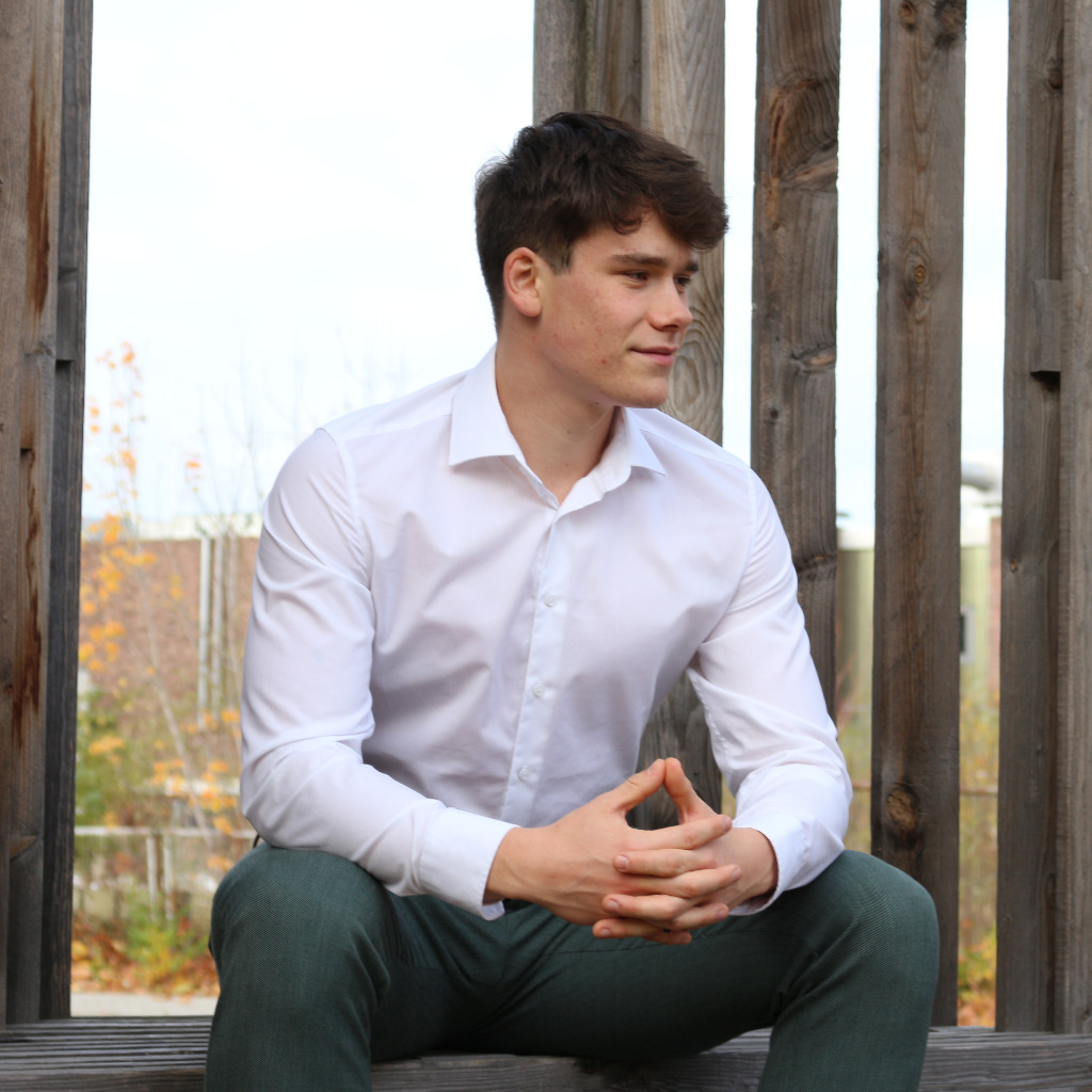 Paul Hoese - Berater-Assistent - tecis Finanzdienstleistungen AG | XING