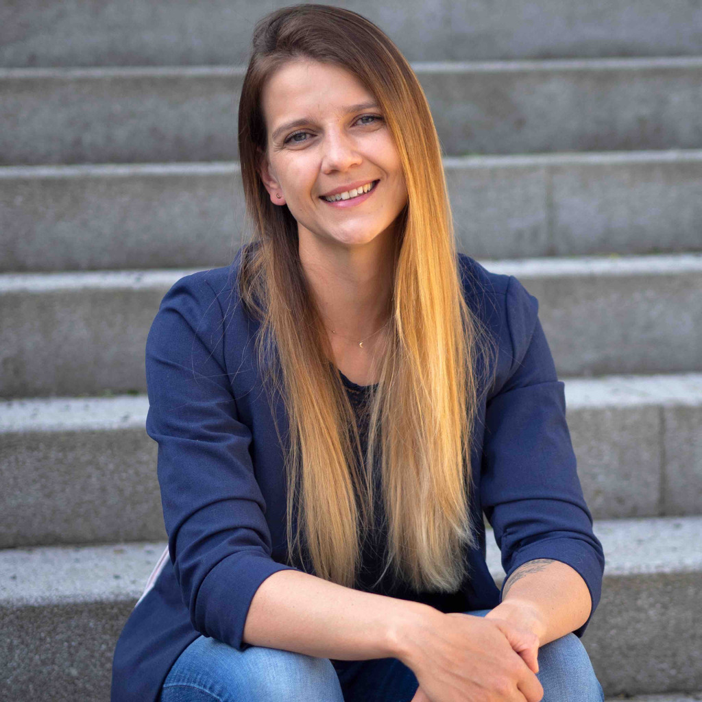 Sarah Klatt - Elternzeit - Familienunternehmen | XING