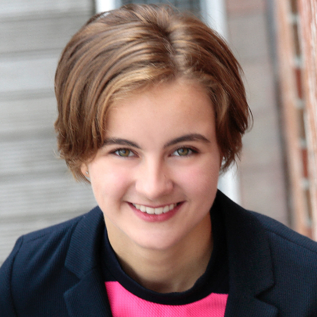 Anna Maria Frink - Werkstudentin - TERRITORY | XING