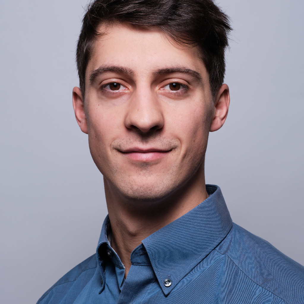 Alex Hellmann's Instagram, Twitter & Facebook on IDCrawl