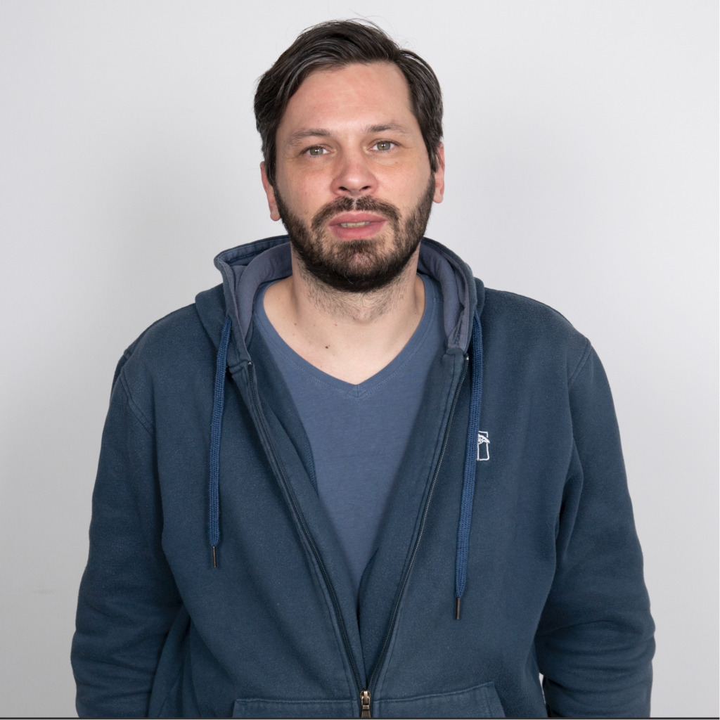 Jan Schuster - Grafikdesigner - Toolport GmbH | XING