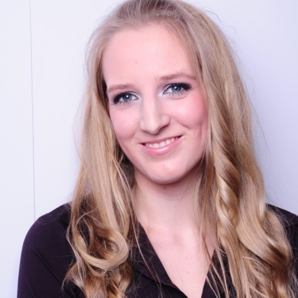 Julia Riedel - Senior Content Managerin - Gelenk-Klinik MVZ | XING
