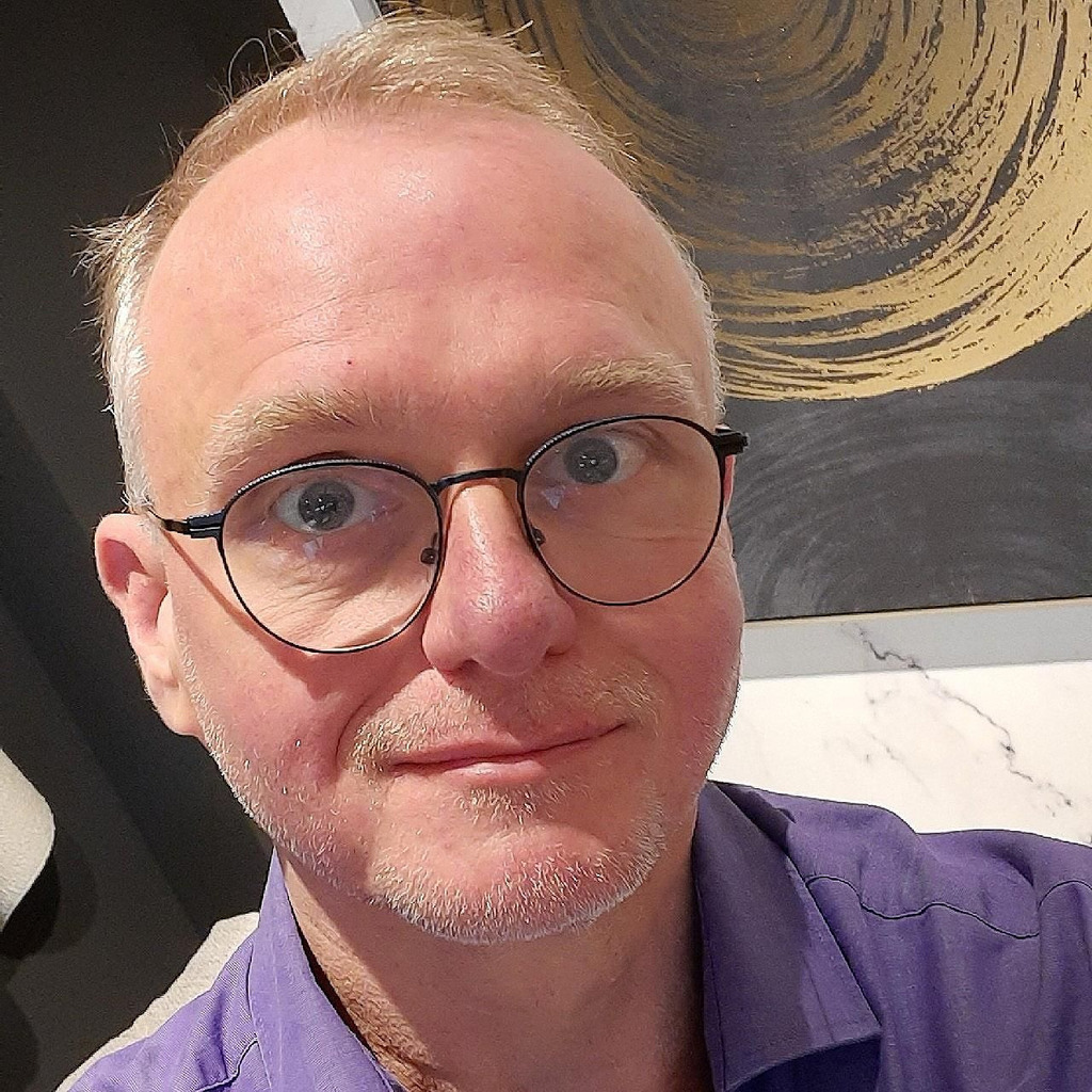 Martin Hölzer - Einrichtungsberater - Möbel Holtmann GmbH | XING