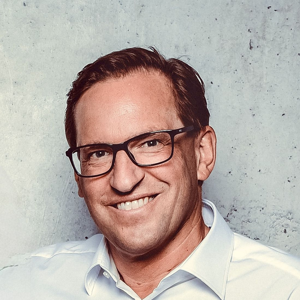 Robert Rohrbacher's Instagram, Twitter & Facebook on IDCrawl