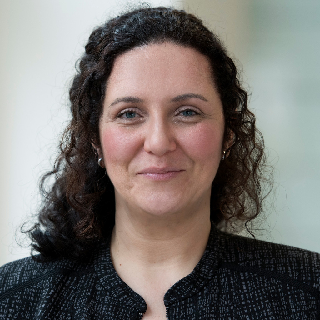 Tina Thiede - Projektassistentin - MaxSolar GmbH | XING