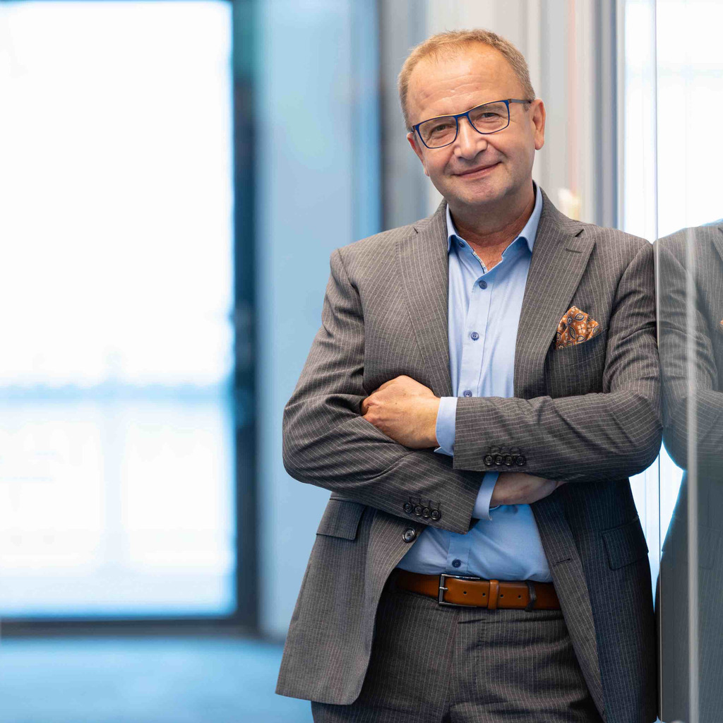 Johannes Lindner - Vertriebsleitung - Rösler Oberflächentechnik GmbH | XING