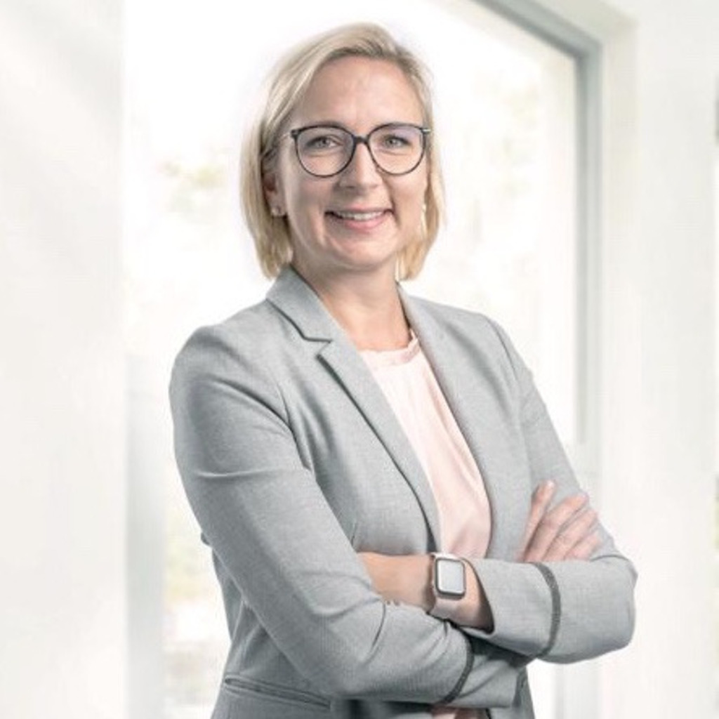 Helen Krebs - Fachbereichsleiterin Kraftfahrt - SÜDVERS | XING