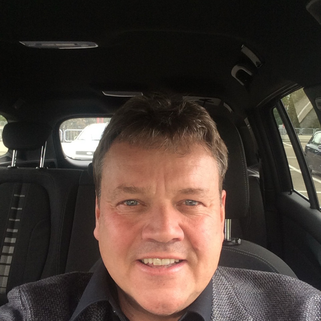 Hartmut Schwerdtfeger - Berater - IUB | XING