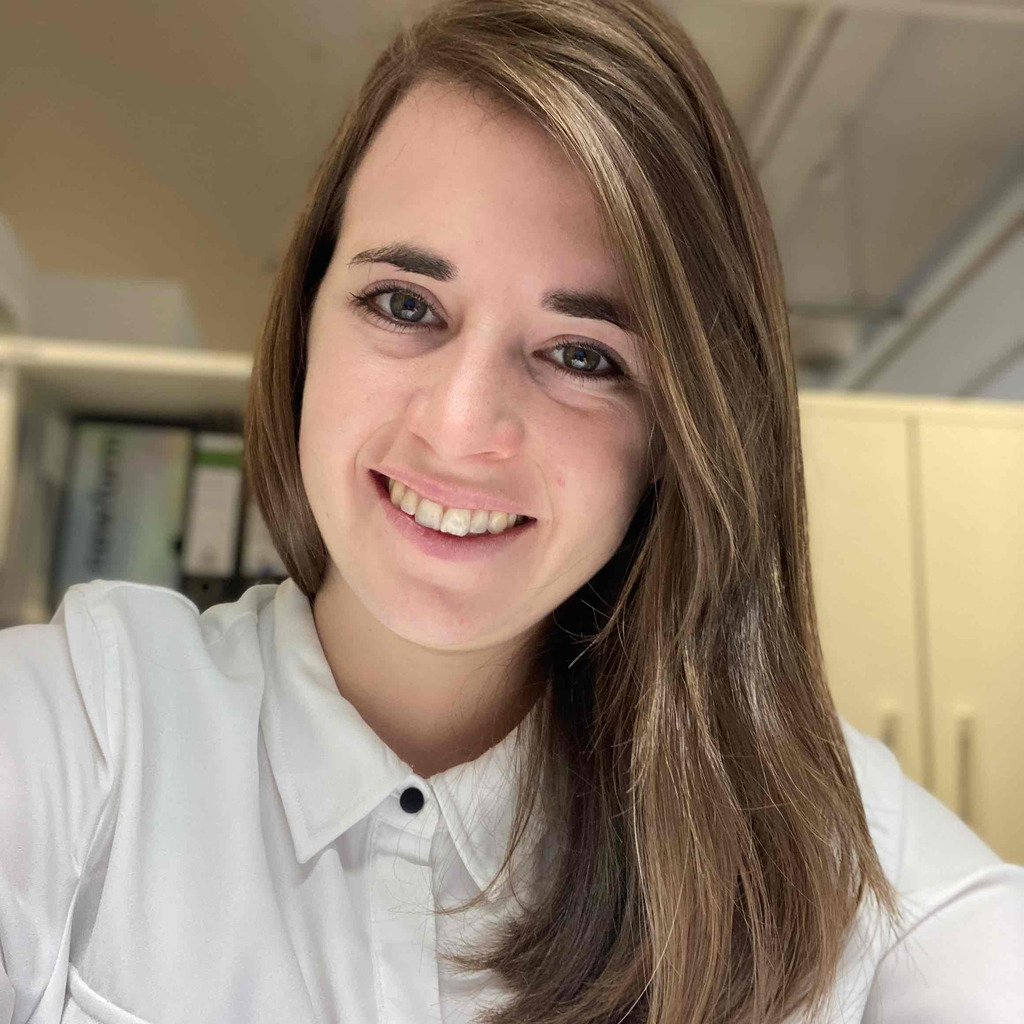 Marina Schmidt - Fachverkäuferin BäderStore - Richter+Frenzel GmbH + Co ...