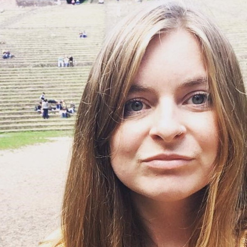 Holly Doran - Translator - Pursuit Translations | XING