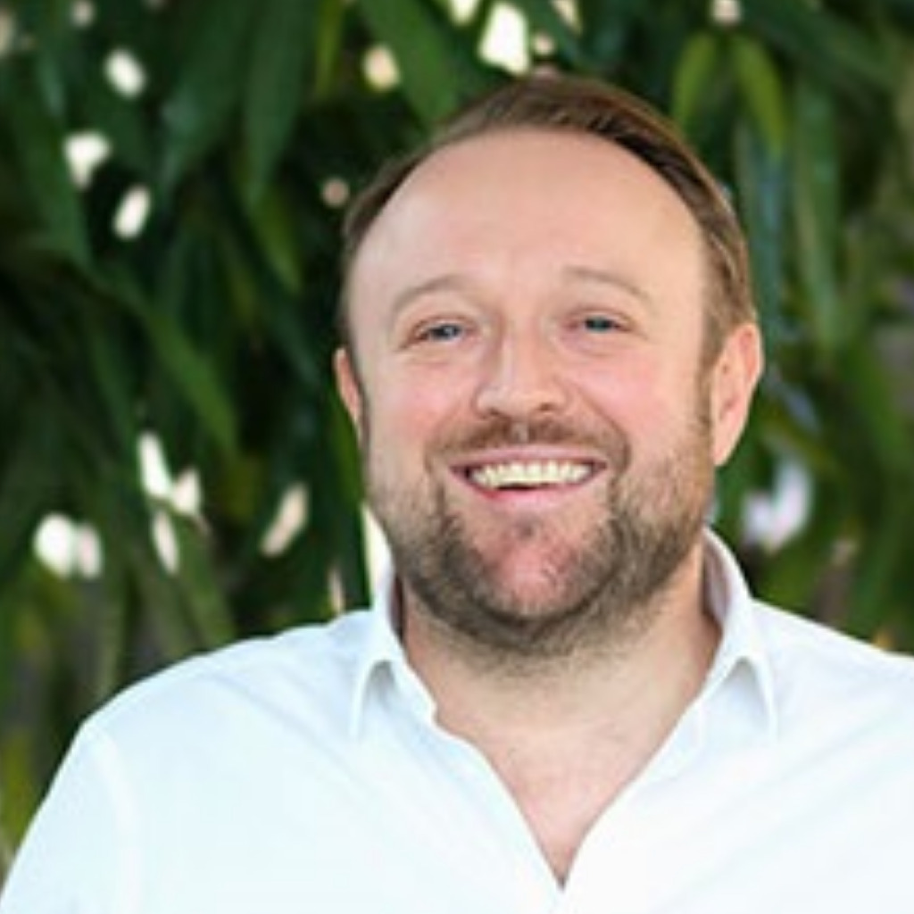 Timothy Dale - Chief Operating Officer - Oliver James | XING