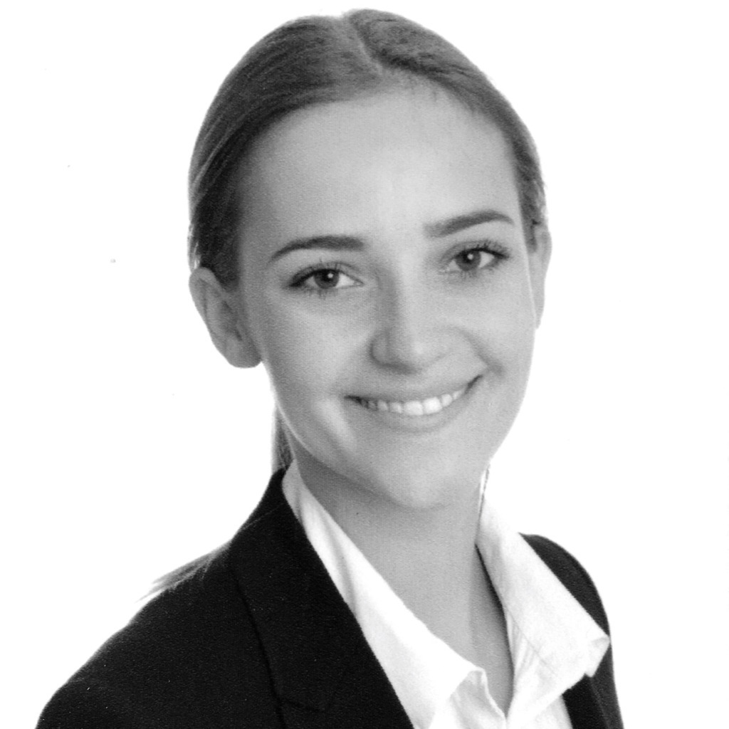 Lisa Weiss's Instagram, Twitter & Facebook on IDCrawl