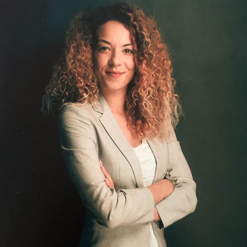 Jennifer Höß - Store Manager - Michael Kors (Germany) GmbH | XING