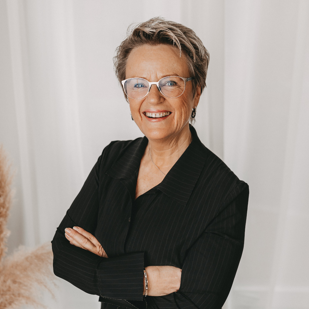 Michaela Mendle-Thom - Versicherungsfachfrau - Allianz ...