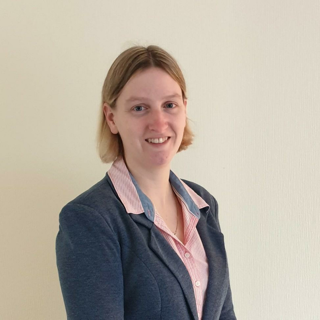 Daniela Bauer - Mitarbeiterin in der Immobilienverwaltung - GEBEWO ...