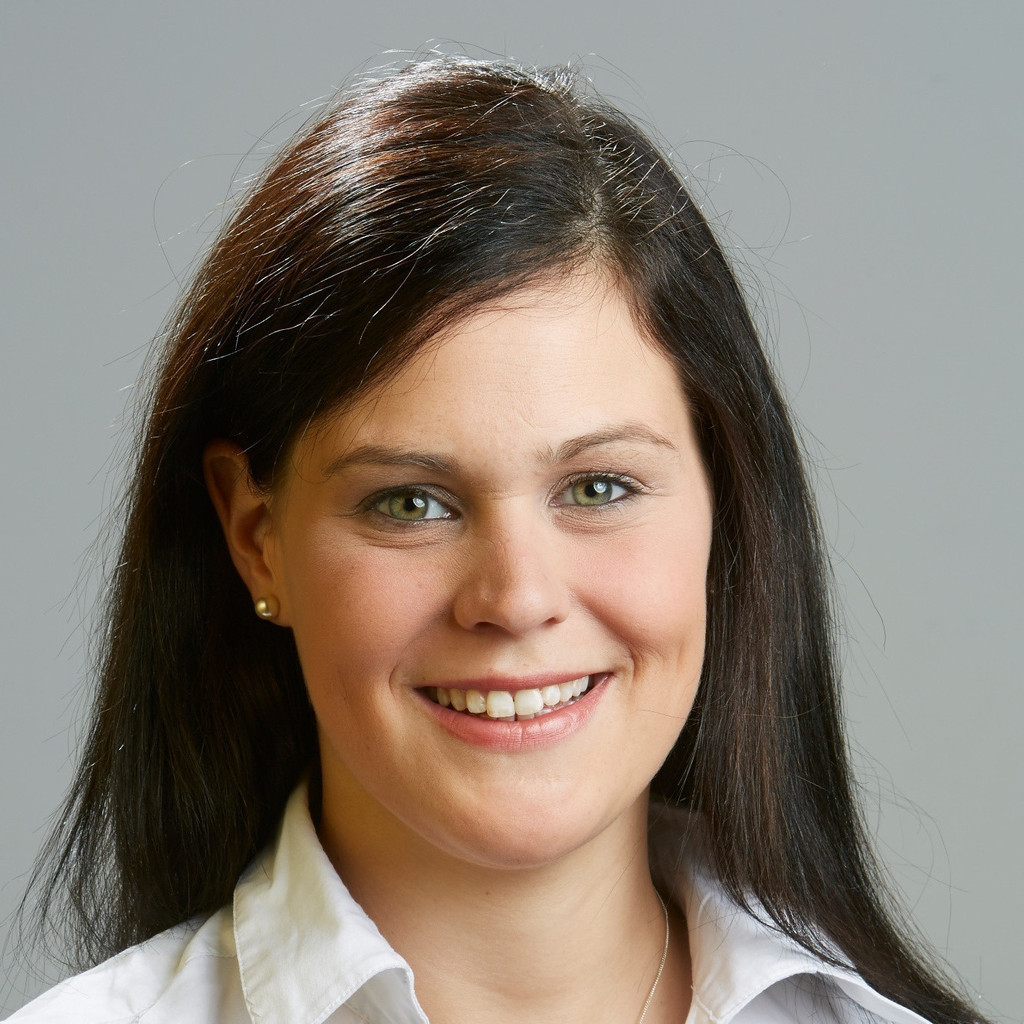 Sabrina Raith - Marketing- und Vertriebsassistentin - V² Vorentwicklung ...