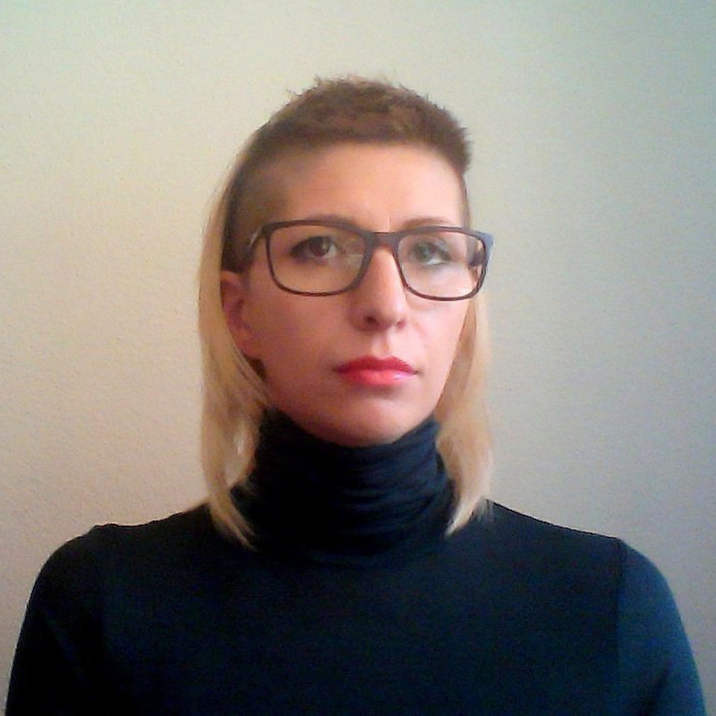 Anna Slomka - Büroangestellte im Verkehrsamt - Stadtamt Warschau, | XING