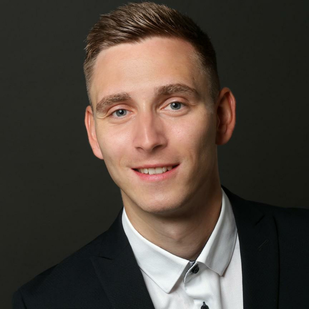 Lucas Buck - Materialplaner - Porsche Leipzig GmbH | XING