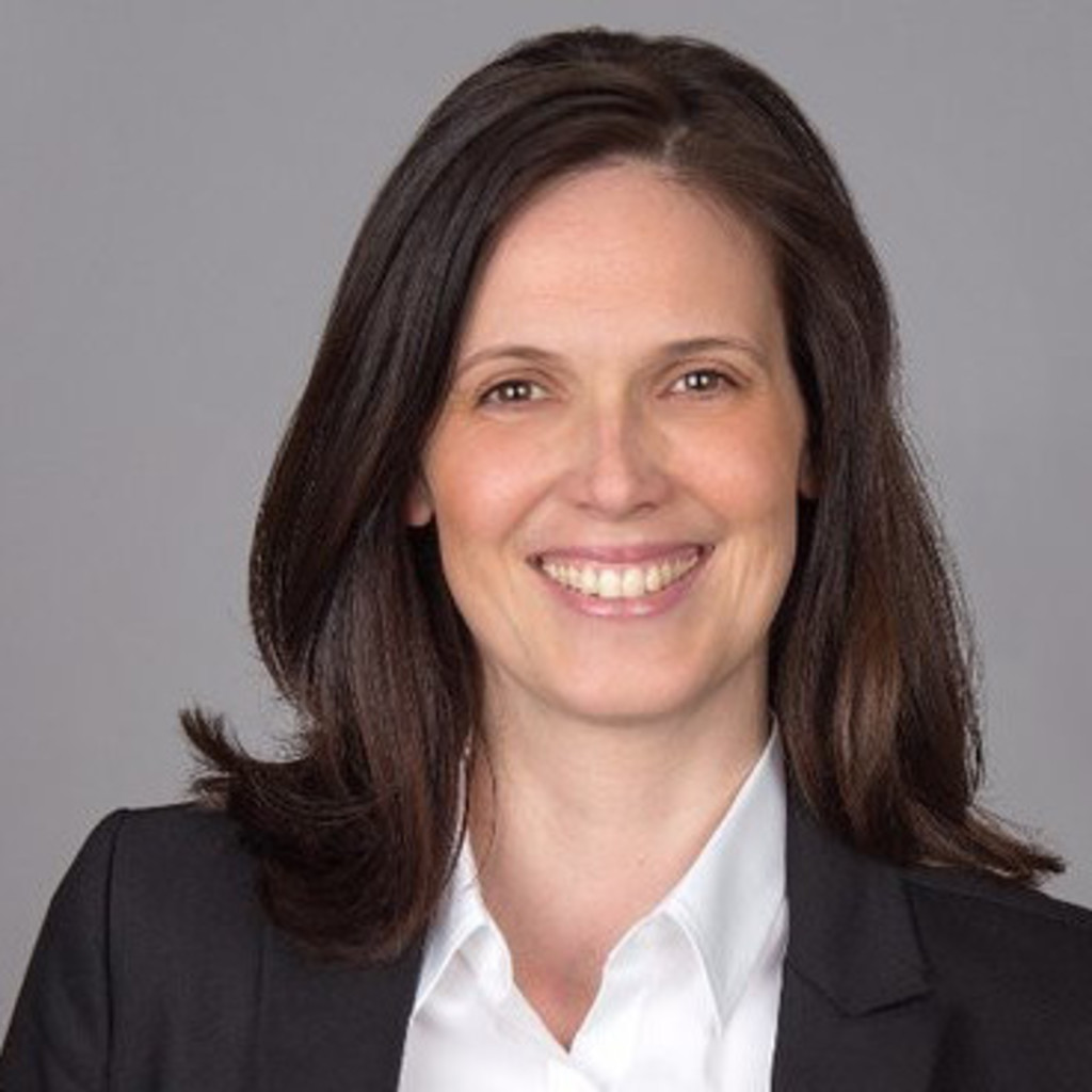 Berit Ewald - Associate Director, Communications Leader - EY Ernst ...