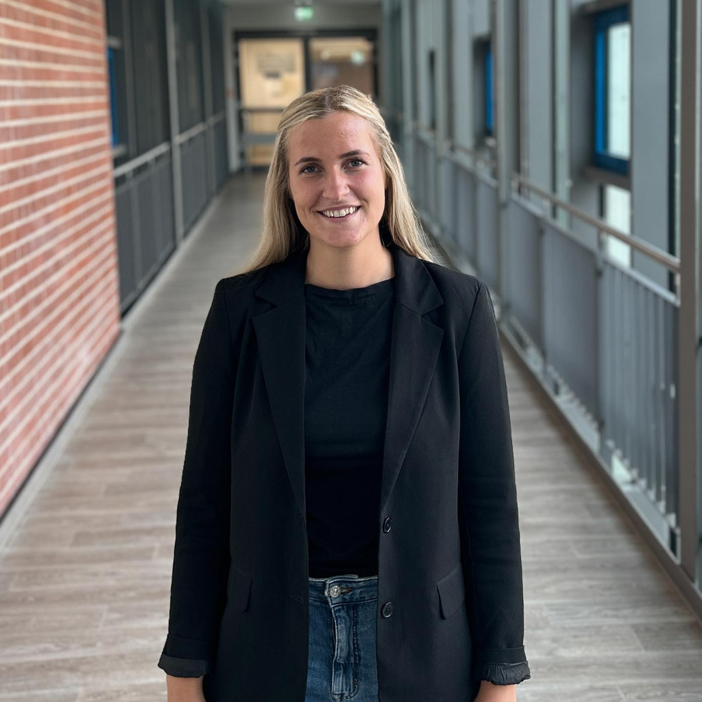 Lisa Hannes - Personalsachbearbeiterin - Krankenhausgesellschaft St ...