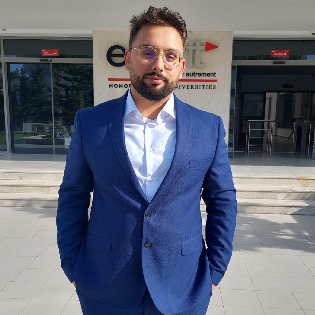 Houssem BOUZID - Full stack web developer (java, react) - Slashup Studio | XING