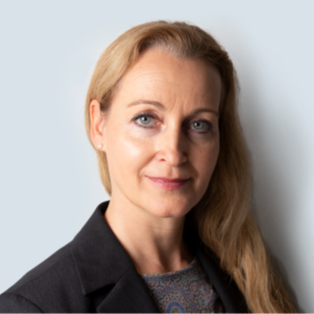 Annette Metz - Assistentin der Geschäftsführung / Executive Secretary ...