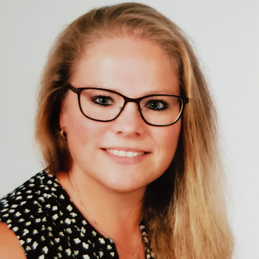 Annabelle Becker's Instagram, Twitter & Facebook on IDCrawl