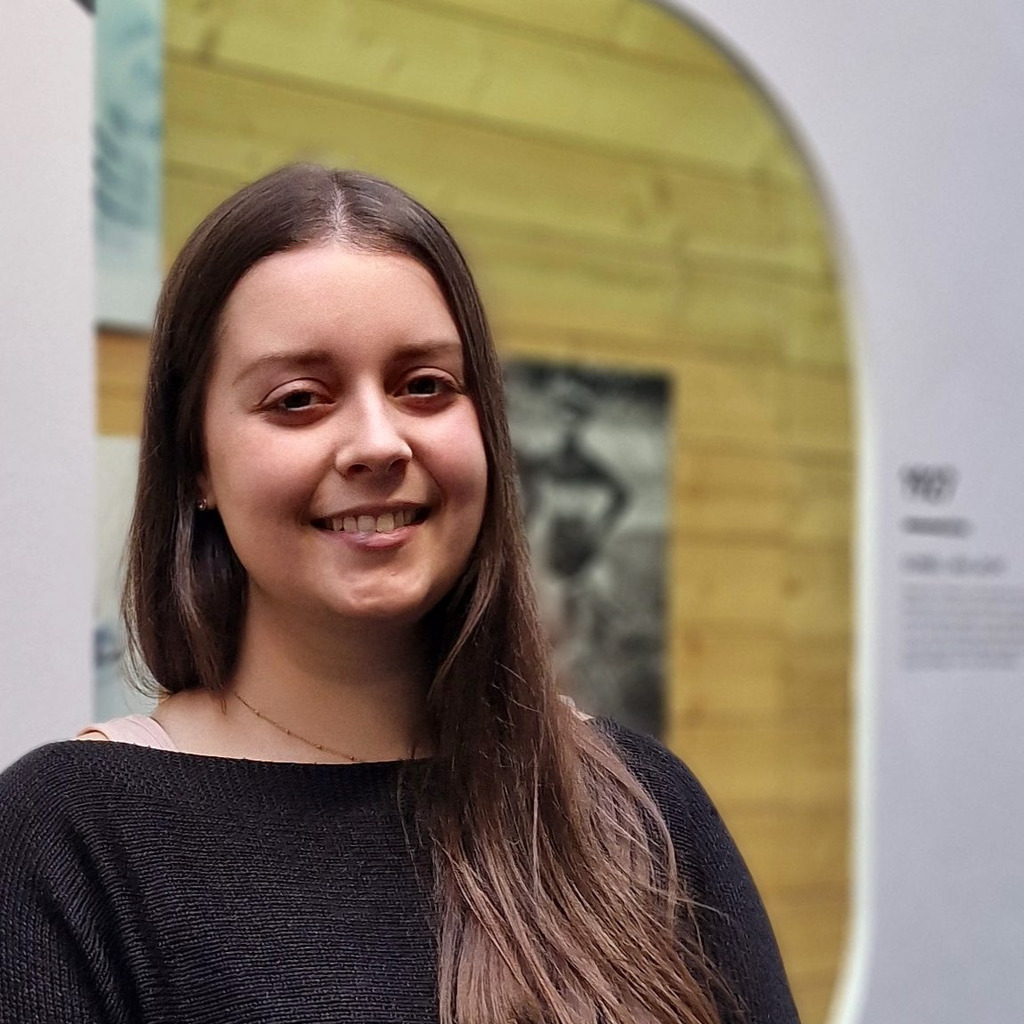 Anna-Lena Eckert - HR Assistant - albis-elcon | XING