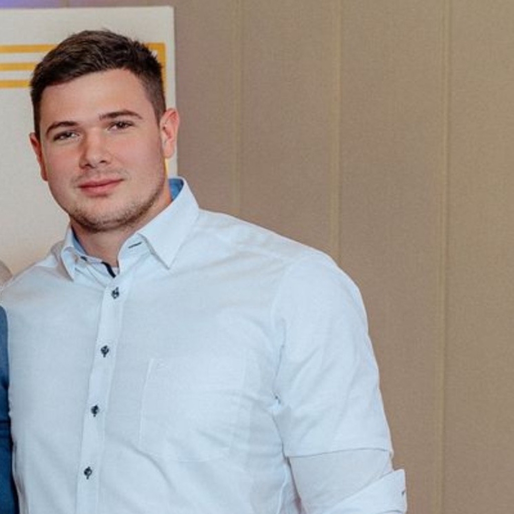 Patrick Pfeifer - Produktionsleiter - Riel GmbH & Co. KG | XING