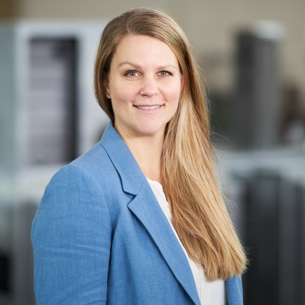 Ing. Eva-Maria Hoch - Entwicklungsingenieurin - ElringKlinger AG | XING