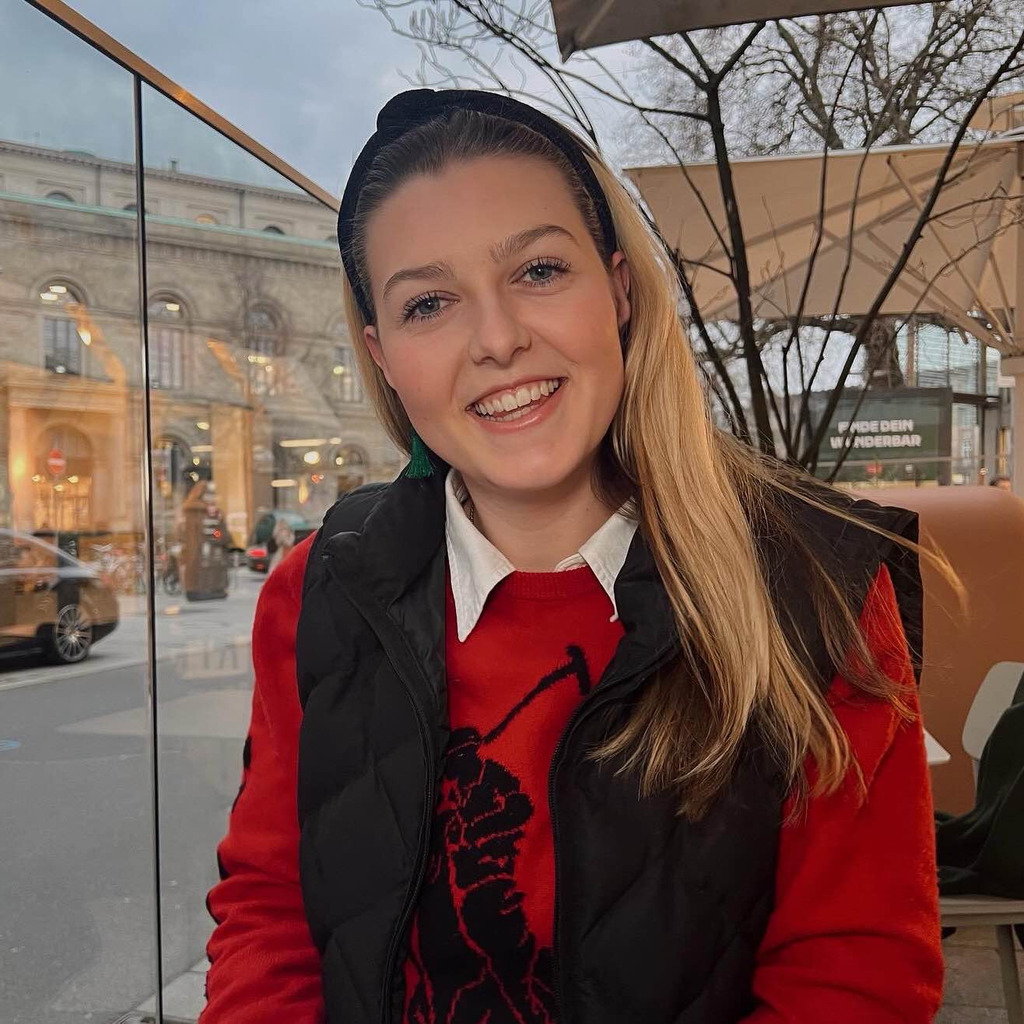 Emma-Louise Caitlin Ave - Praktikant - VSM · Vereinigte Schmirgel- und ...