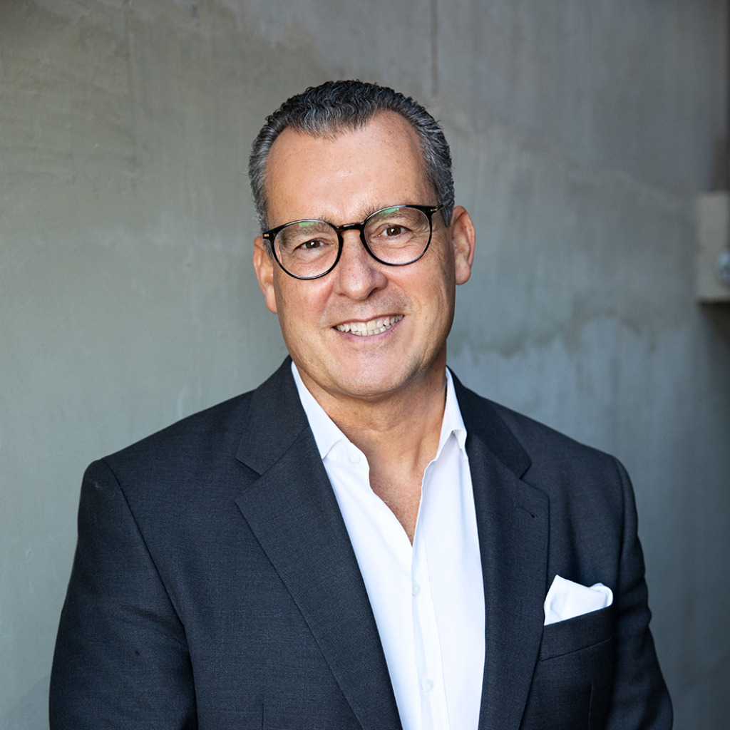 Christopher Henn - Geschäftsführer/Mitinhaber - Henn Immobilien GbR | XING