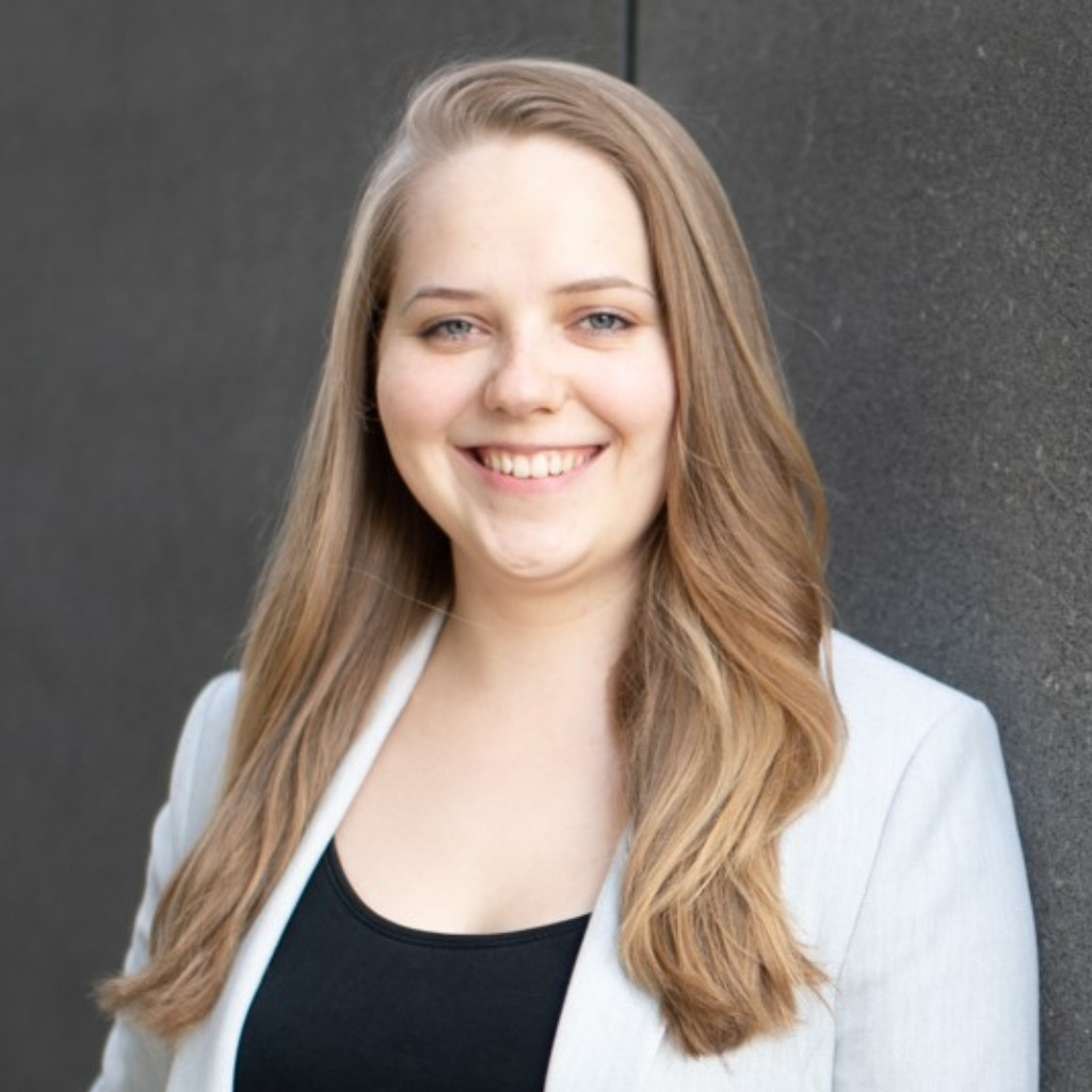 Laura Rosenbaum - Product Owner - Finatix GmbH | XING