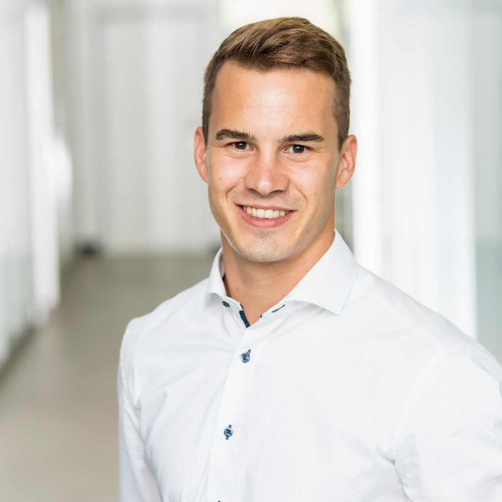 Benjamin Hasler - Manager Business Development - Abacus Research AG | XING