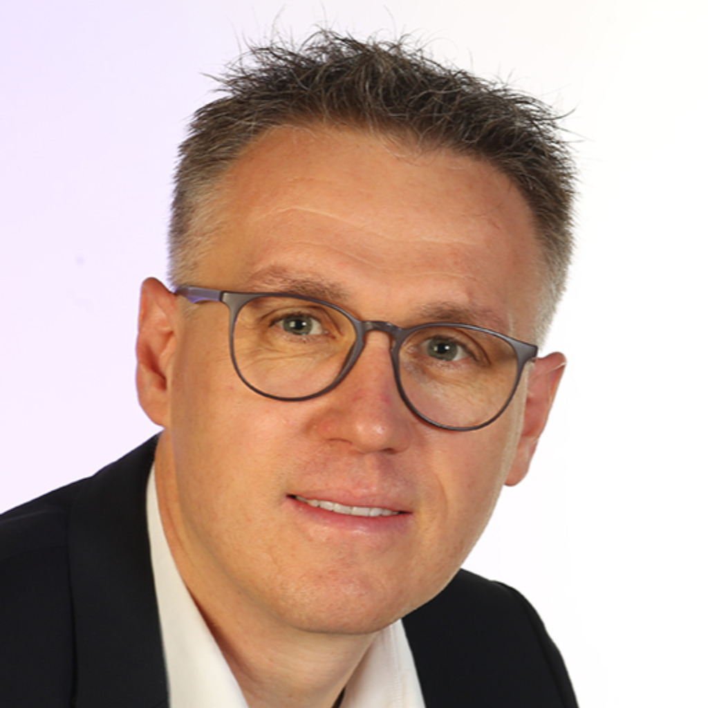 Kuhn aus Schwäbisch Gmünd in der Personensuche von Das Telefonbuch