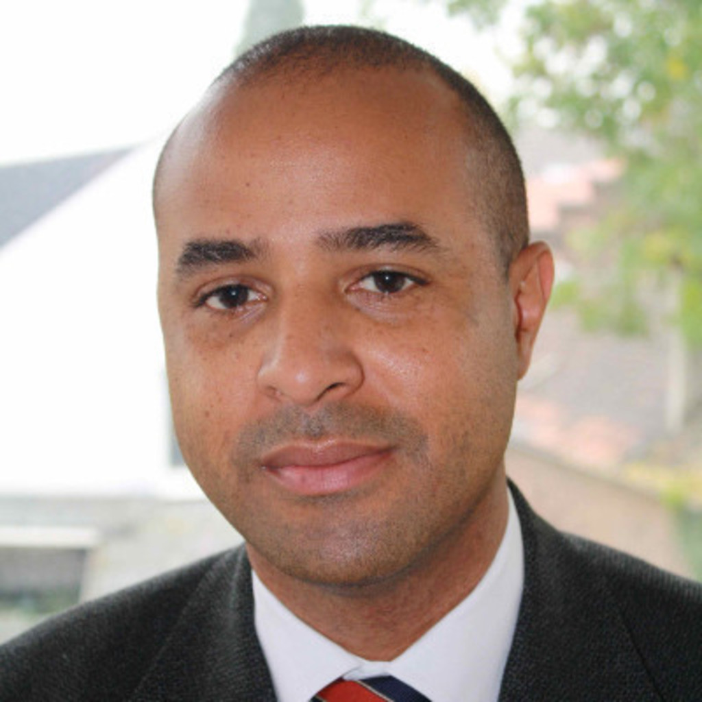 Edore Okpako - Leiter Technology Operations - Abu Dhabi Investment ...