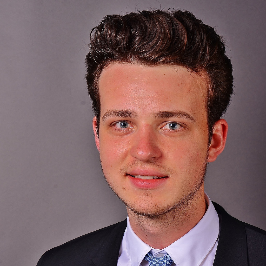 Michael Eberle - Analyst - Research & Strategy - Allianz Real Estate ...